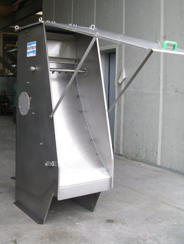 Static Bow Screen - MAK Water